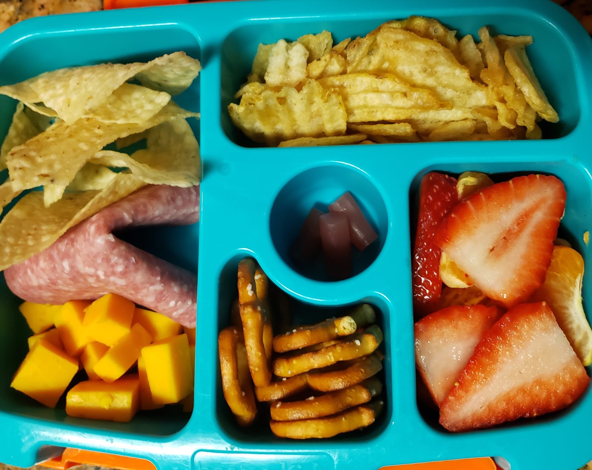 Simple School Lunch Ideas (Even If They Won't Eat Sandwiches)