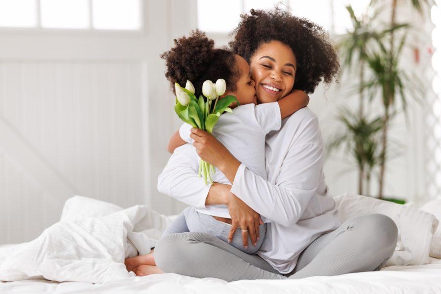 6 Simple Ways to Teach Your Children to Be Kind to Others